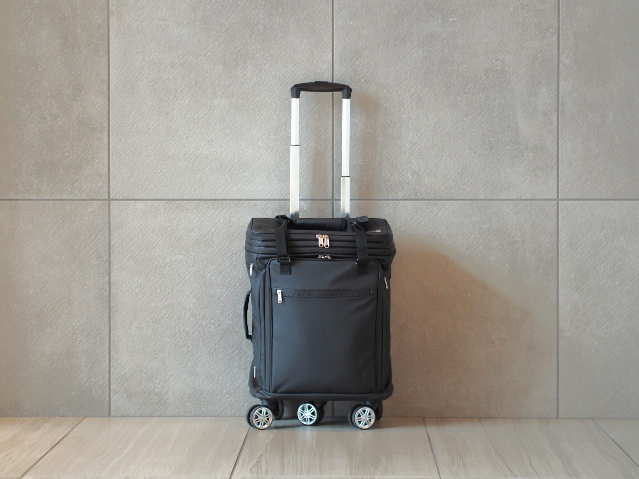 完全オリジナル！ 拡張型ソフトスーツケース「TRIPLUS（トリプラス）」を開発者が解説 - Free Spirit株式会社